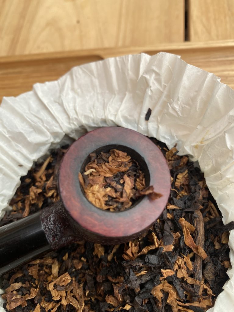 Pfeife stopfen und verschiedene Schnittarten. Ein kurzer Guide für ...